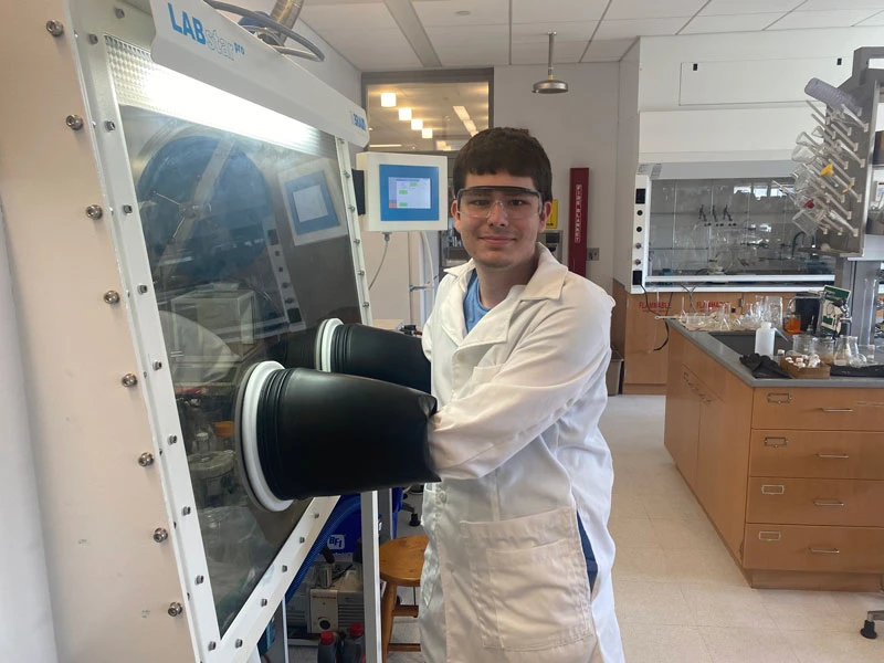 Chemistry student, faculty member to engage in DOE summer research ...