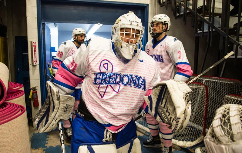 Fredonia’s Pink the Rink donations eclipse $100,000 | Fredonia.edu