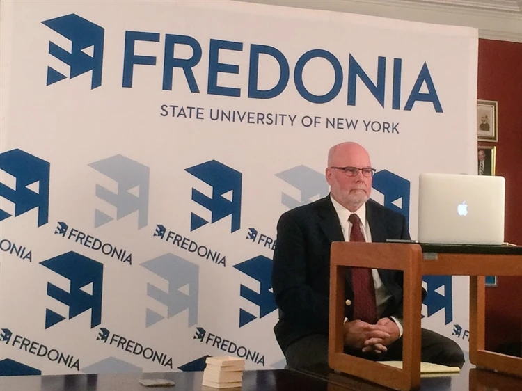 CNN calls on Johnson once again for prison break expertise | Fredonia.edu